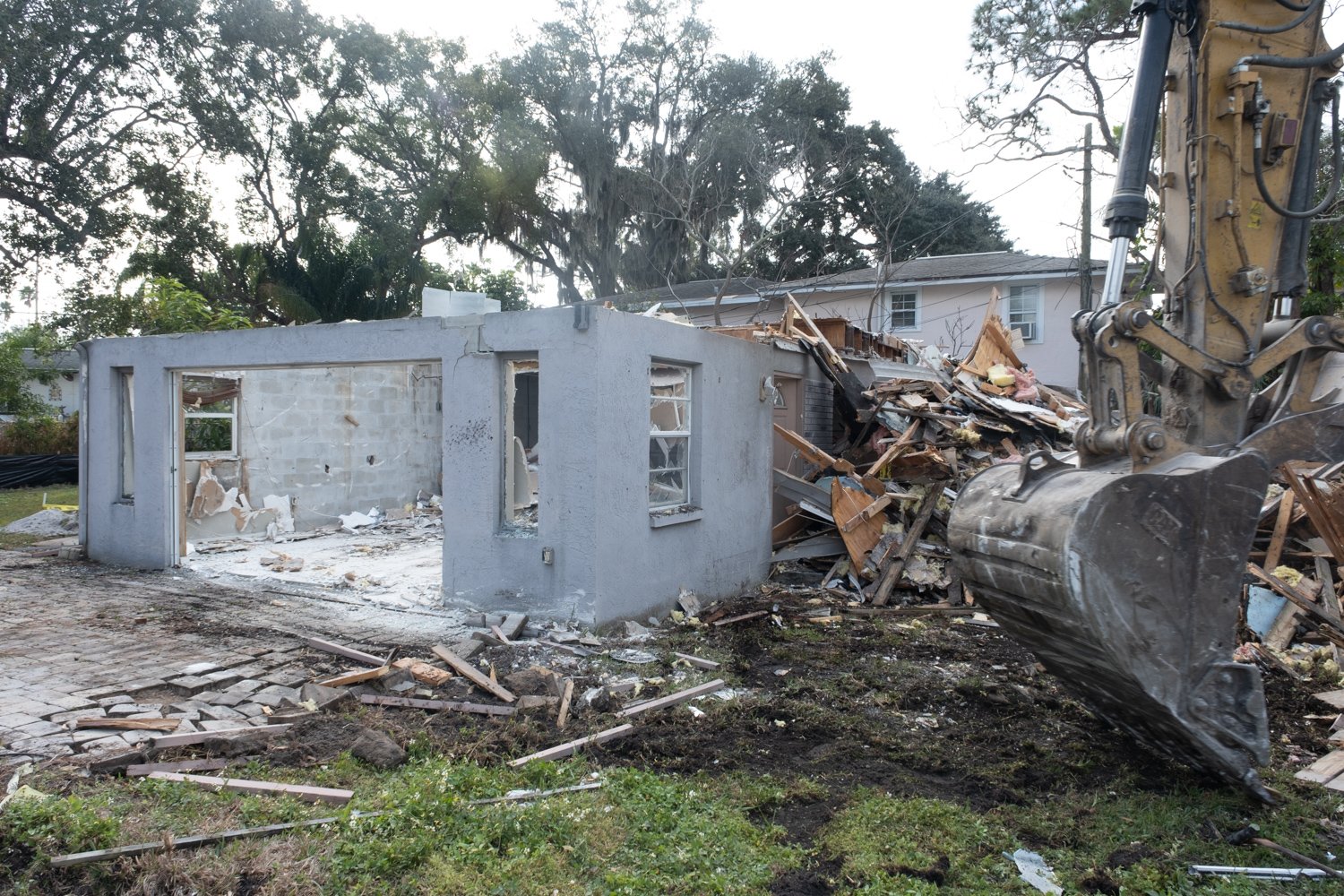 Oceanfront Mansion: Demolition Do-Over - AAA Service Company